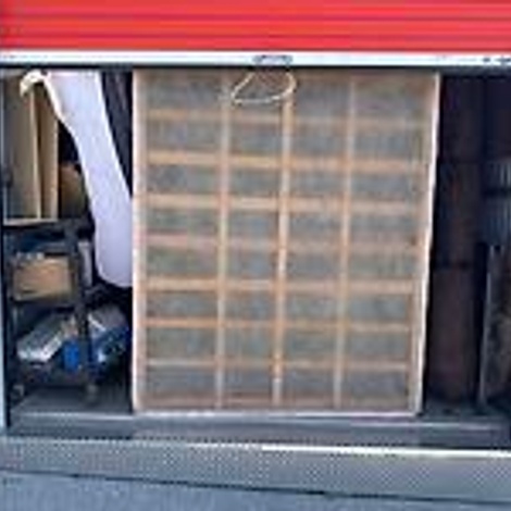 Online Storage Auctions with Lockerfox | Start Bidding Today